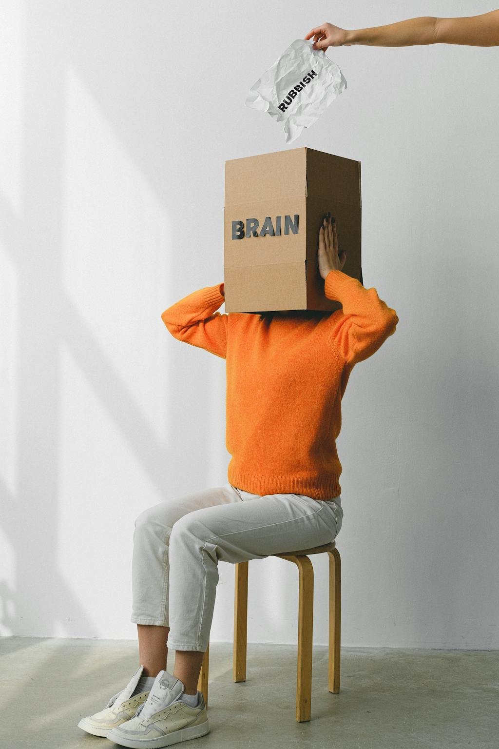 🌀 10 Signs Your Mind Is in Chaos — and How to Calm It Fast